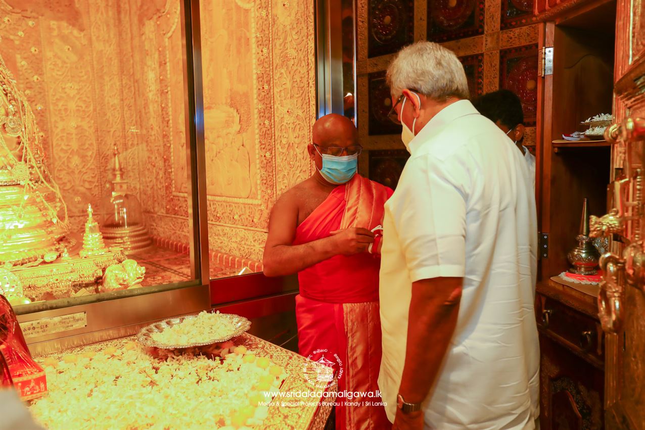 Aluth Sahal Mangallaya | අළුත් සහල් මංගල්ලය | Sri Dalada Maligawa ...